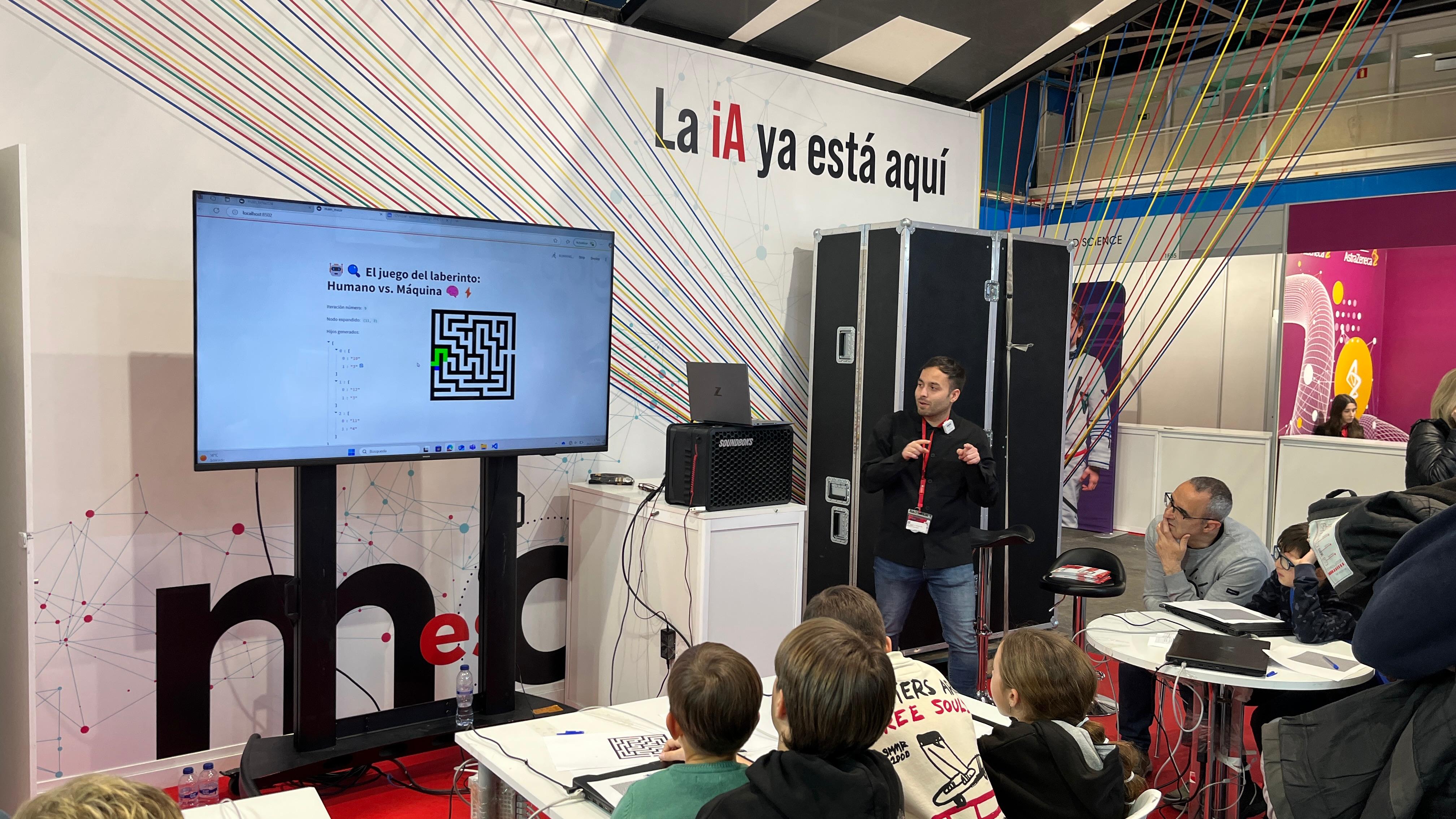 Christian Velasco | Feria Madrid es Ciencia